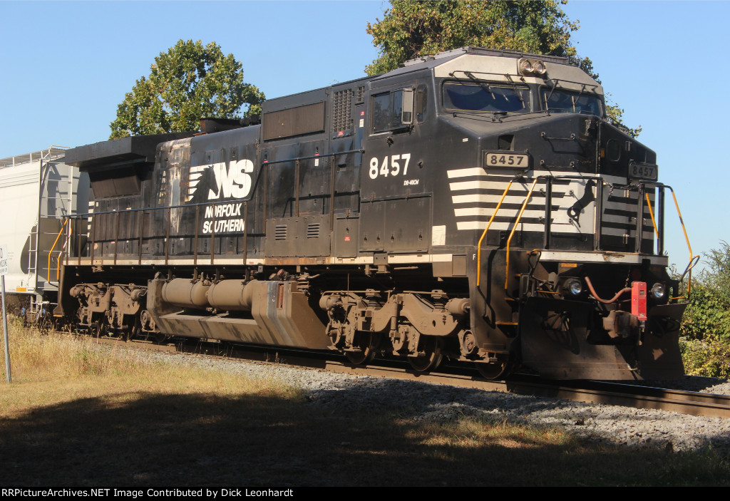 NS 8457